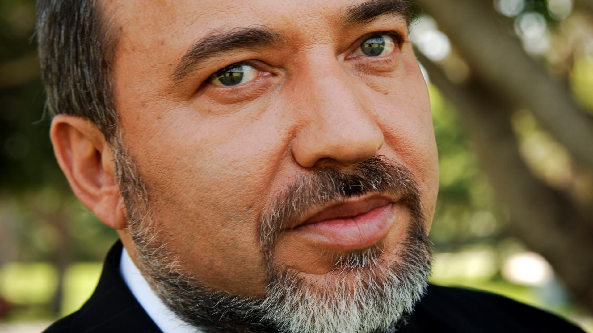 Lieber-man - go2films